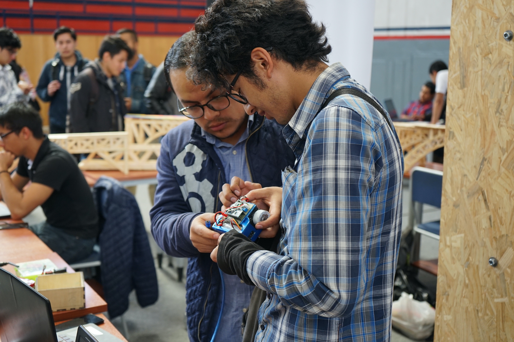 Electricidad – UCUENCA