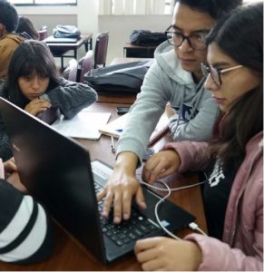 Cápsula | Flipped Learning: una opción para la educación - UCUENCA